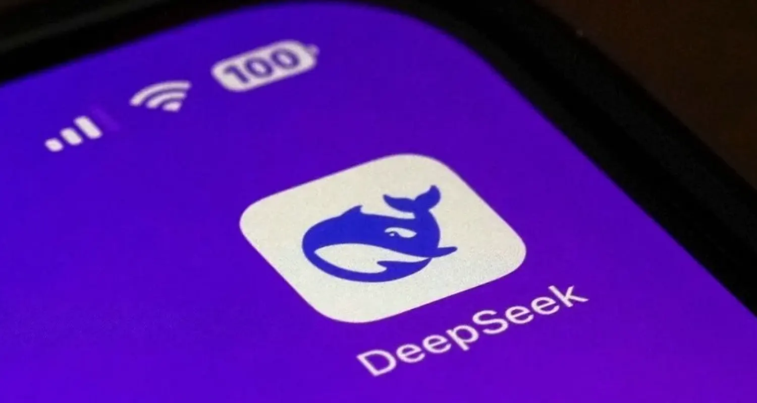 DeepSeek bajo fuego: código oculto expone datos a China